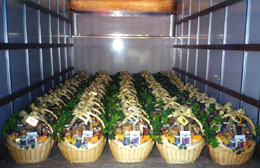 "Napa Valley Corporate Gifts - Christie's Basket Express"