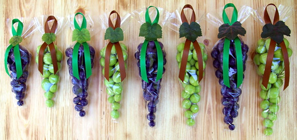 Favors - Chocolate Grape Cluster Favors